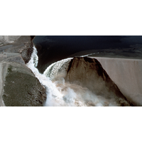 Dispersive Dam-Break Flow of a Photon Fluid | Phys. Rev. Lett.